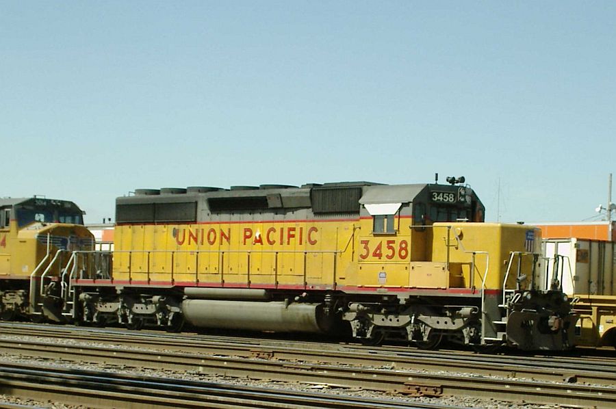 UP SD 40-2 Snoot 3458